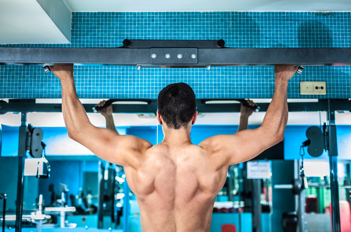 Get Started: Wide Pull Up - Gym.com